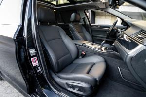 Melns BMW 535 2015 Rīga, ar dzinēja tilpumu 3.00 L un nobraukumu 280 tūkst. km par 12990 €, foto 28 vietnē AUTOMOTO.COM.LV