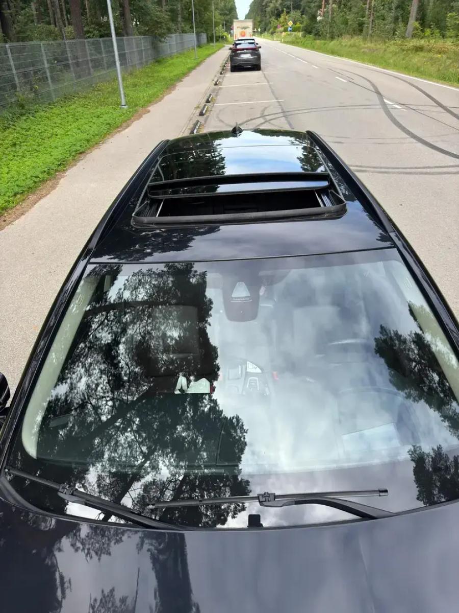 Black BMW 535 2015 in Riga, with an engine capacity of 3.00 L and mileage of 300 thousand km for 10500 €, photo 8 on AUTOMOTO.COM.LV