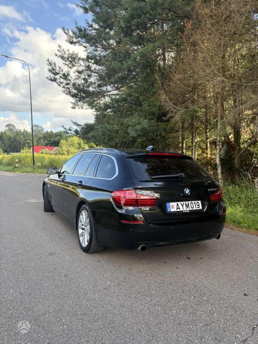 Black BMW 535 2016 in Vilnius, with an engine capacity of 2.99 L and mileage of 291 thousand km for 12950 €, photo 5 on AUTOMOTO.COM.LV