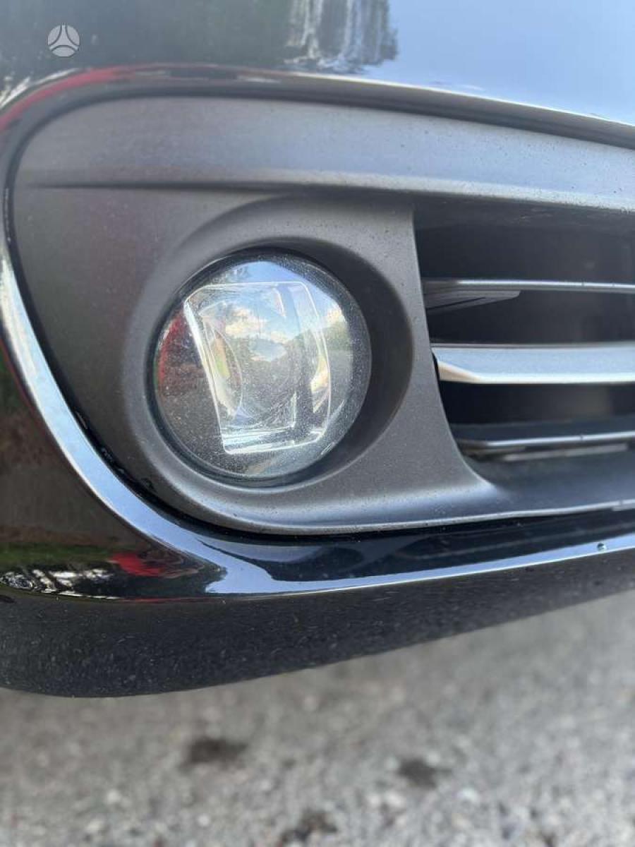 Black BMW 535 2016 in Vilnius, with an engine capacity of 2.99 L and mileage of 291 thousand km for 12950 €, photo 11 on AUTOMOTO.COM.LV