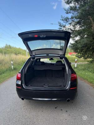 Black BMW 535 2016 in Vilnius, with an engine capacity of 2.99 L and mileage of 291 thousand km for 12950 €, photo 15 on AUTOMOTO.COM.LV