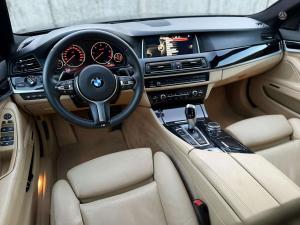 Melns BMW 535 2016 Viļņa, ar dzinēja tilpumu 2.99 L un nobraukumu 322 tūkst. km par 12000 €, foto 9 vietnē AUTOMOTO.COM.LV