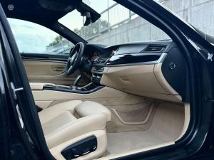 Melns BMW 535 2016 Viļņa, ar dzinēja tilpumu 2.99 L un nobraukumu 322 tūkst. km par 12000 €, foto 12 vietnē AUTOMOTO.COM.LV