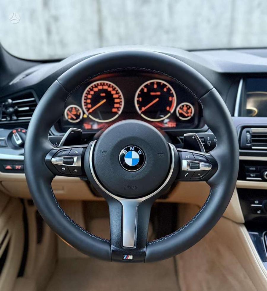 Melns BMW 535 2016 Viļņa, ar dzinēja tilpumu 2.99 L un nobraukumu 322 tūkst. km par 12000 €, foto 14 vietnē AUTOMOTO.COM.LV