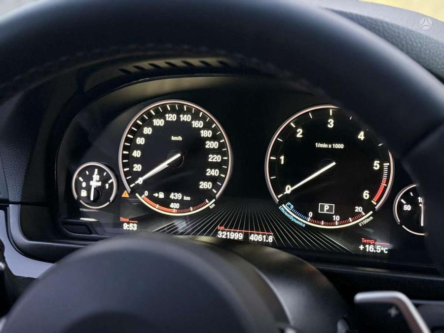 Melns BMW 535 2016 Viļņa, ar dzinēja tilpumu 2.99 L un nobraukumu 322 tūkst. km par 12000 €, foto 20 vietnē AUTOMOTO.COM.LV
