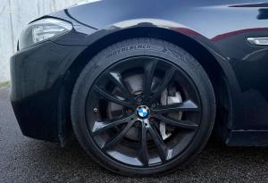 Melns BMW 535 2016 Viļņa, ar dzinēja tilpumu 2.99 L un nobraukumu 322 tūkst. km par 12000 €, foto 22 vietnē AUTOMOTO.COM.LV