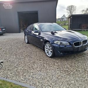 Zils BMW 535 2011 Rietavas, ar dzinēja tilpumu 3.00 L un nobraukumu 238 tūkst. km par 5600 €, foto 6 vietnē AUTOMOTO.COM.LV