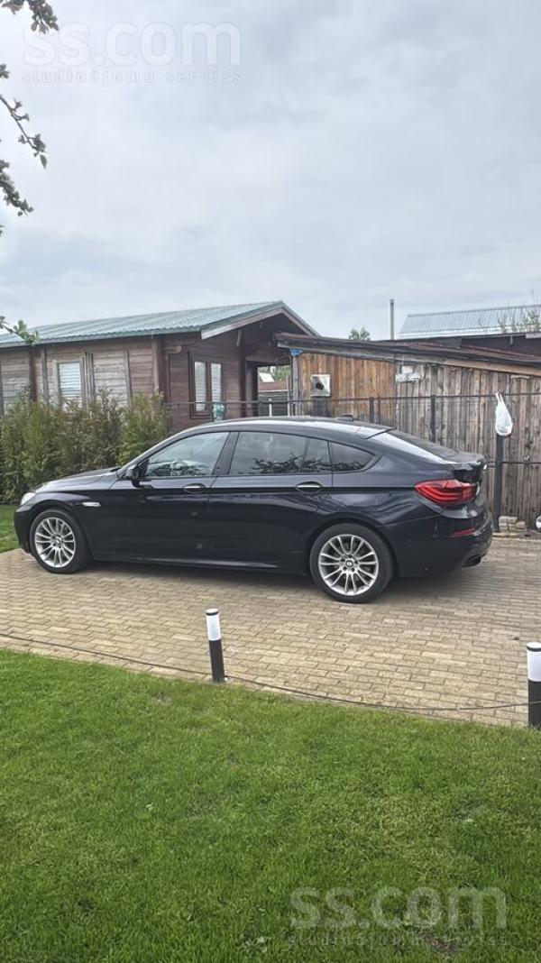 Blue BMW 535 2012 in Riga, with an engine capacity of 3.00 L and mileage of 275 thousand km for 12500 €, photo 3 on AUTOMOTO.COM.LV