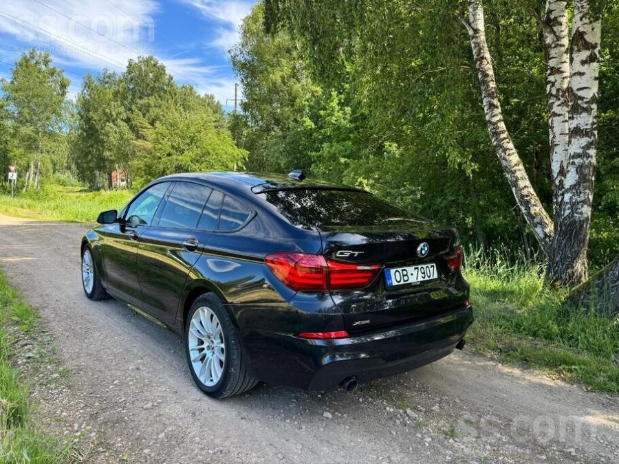 Blue BMW 535 2015 in Riga, with an engine capacity of 3.00 L and mileage of 198 thousand km for 14990 €, photo 14 on AUTOMOTO.COM.LV