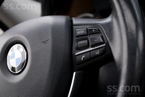 Blue BMW 535 2016 in Riga, with an engine capacity of 3.00 L and mileage of 282 thousand km for 13950 €, photo 23 on AUTOMOTO.COM.LV