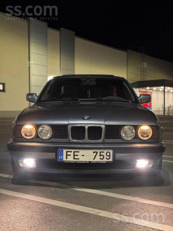 Zils BMW 535 1988 Rīga, ar dzinēja tilpumu 4.00 L un nobraukumu 260 tūkst. km par 9500 €, foto 3 vietnē AUTOMOTO.COM.LV