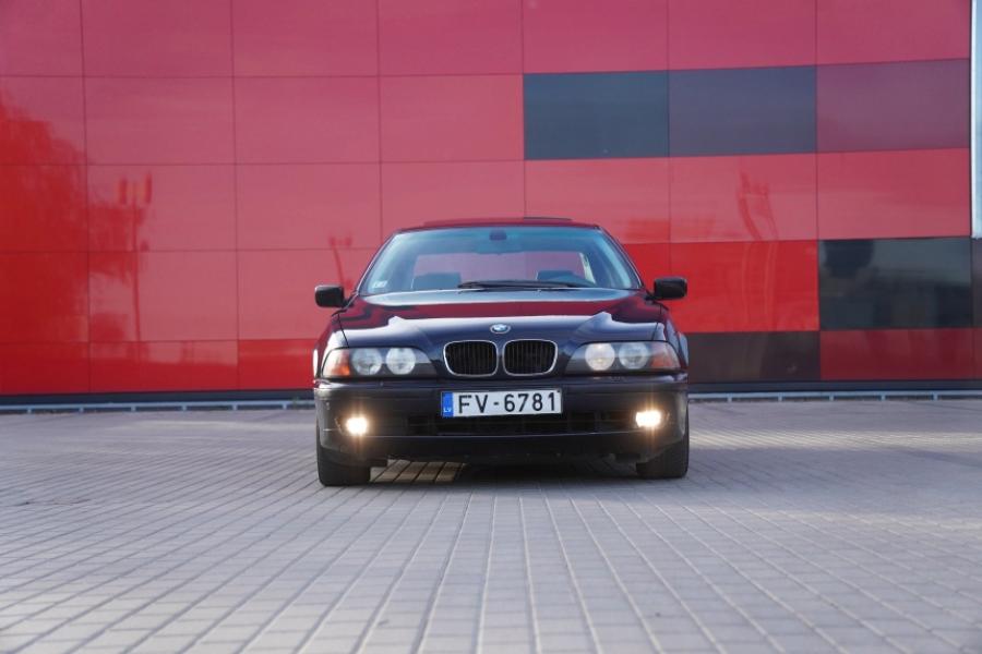 Синий БМВ 535 1997 в Рига, объемом двигателя 3.50 л и пробегом 295 тыс. км за 3200 €, фото 19 на AUTOMOTO.COM.LV