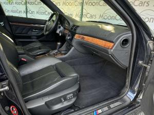 Blue BMW 535 1999 in Vilnius, with an engine capacity of 3.50 L and mileage of 254 thousand km for 6900 €, photo 13 on AUTOMOTO.COM.LV