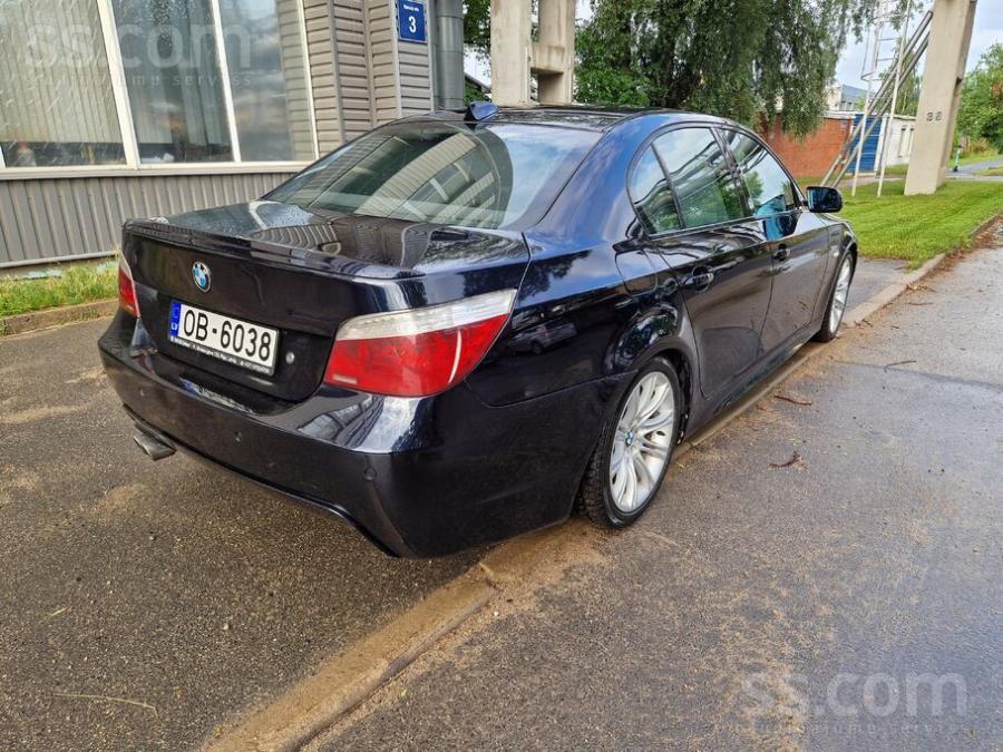 Zils BMW 535 2004 Rīga, ar dzinēja tilpumu 3.00 L un nobraukumu 370 tūkst. km par 6750 €, foto 3 vietnē AUTOMOTO.COM.LV