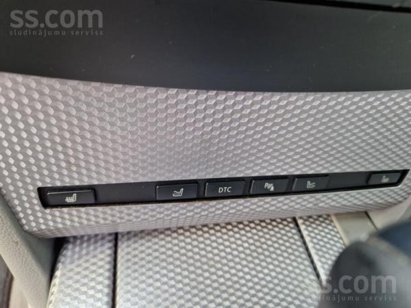 Zils BMW 535 2004 Rīga, ar dzinēja tilpumu 3.00 L un nobraukumu 370 tūkst. km par 6750 €, foto 9 vietnē AUTOMOTO.COM.LV