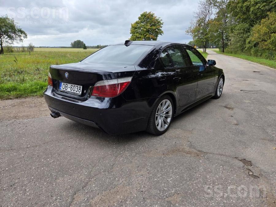 Синий БМВ 535 2004 в Рига, объемом двигателя 3.00 л и пробегом 372 тыс. км за 6300 €, фото 4 на AUTOMOTO.COM.LV