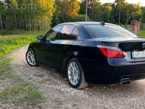 Blue BMW 535 2005 in Jelgava, with an engine capacity of 3.00 L and mileage of 0 thousand km for 3990 €, photo 4 on AUTOMOTO.COM.LV