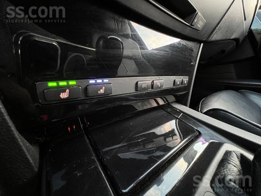 Blue BMW 535 2005 in Jelgava, with an engine capacity of 3.00 L and mileage of 0 thousand km for 3990 €, photo 8 on AUTOMOTO.COM.LV