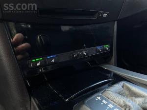 Zils BMW 535 2005 Rīga, ar dzinēja tilpumu 3.00 L un nobraukumu 386 tūkst. km par 5350 €, foto 11 vietnē AUTOMOTO.COM.LV