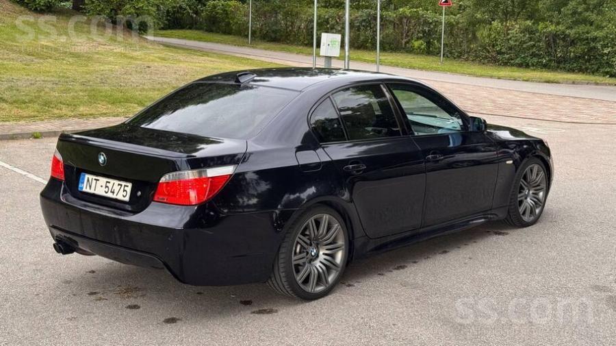 Zils BMW 535 2006 Rīga, ar dzinēja tilpumu 3.00 L un nobraukumu 378 tūkst. km par 9200 €, foto 4 vietnē AUTOMOTO.COM.LV