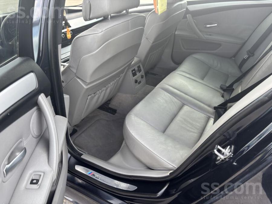 Zils BMW 535 2007 Jelgava, ar dzinēja tilpumu 3.00 L un nobraukumu 300 tūkst. km par 6500 €, foto 4 vietnē AUTOMOTO.COM.LV