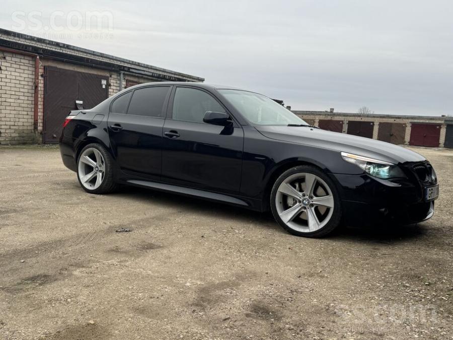 Blue BMW 535 2008 in Cesis, with an engine capacity of 3.00 L and mileage of 332 thousand km for 11500 €, photo 10 on AUTOMOTO.COM.LV