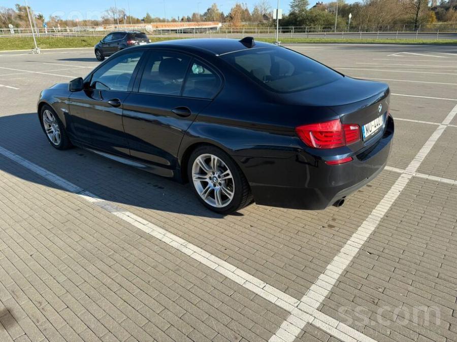 Blue BMW 535 2010 in Rezekne, with an engine capacity of 3.00 L and mileage of 209 thousand km for 12000 €, photo 3 on AUTOMOTO.COM.LV