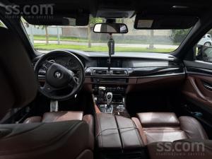 Zils BMW 535 2011 Daugavpils, ar dzinēja tilpumu 3.00 L un nobraukumu 337 tūkst. km par 11999 €, foto 14 vietnē AUTOMOTO.COM.LV