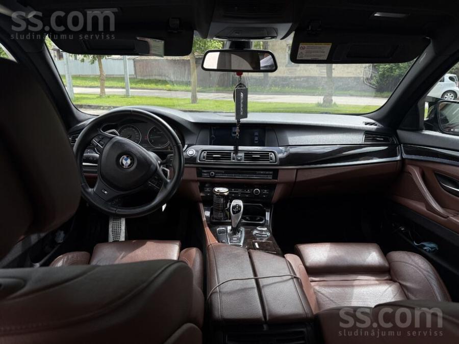 Zils BMW 535 2011 Daugavpils, ar dzinēja tilpumu 3.00 L un nobraukumu 337 tūkst. km par 11999 €, foto 14 vietnē AUTOMOTO.COM.LV