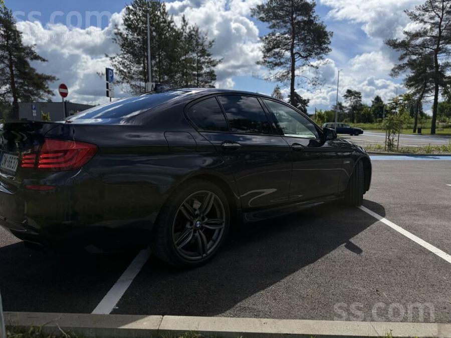 Blue BMW 535 2011 in Riga, with an engine capacity of 3.00 L and mileage of 344 thousand km for 13000 €, photo 5 on AUTOMOTO.COM.LV
