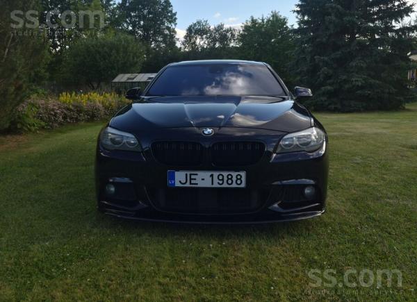 Blue BMW 535 2011 in Riga, with an engine capacity of 3.00 L and mileage of 326 thousand km for 18500 €, photo 3 on AUTOMOTO.COM.LV