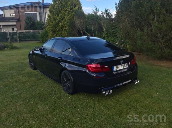 Blue BMW 535 2011 in Riga, with an engine capacity of 3.00 L and mileage of 326 thousand km for 18500 €, photo 7 on AUTOMOTO.COM.LV