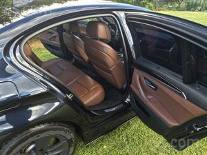 Blue BMW 535 2011 in Riga, with an engine capacity of 3.00 L and mileage of 326 thousand km for 18500 €, photo 11 on AUTOMOTO.COM.LV