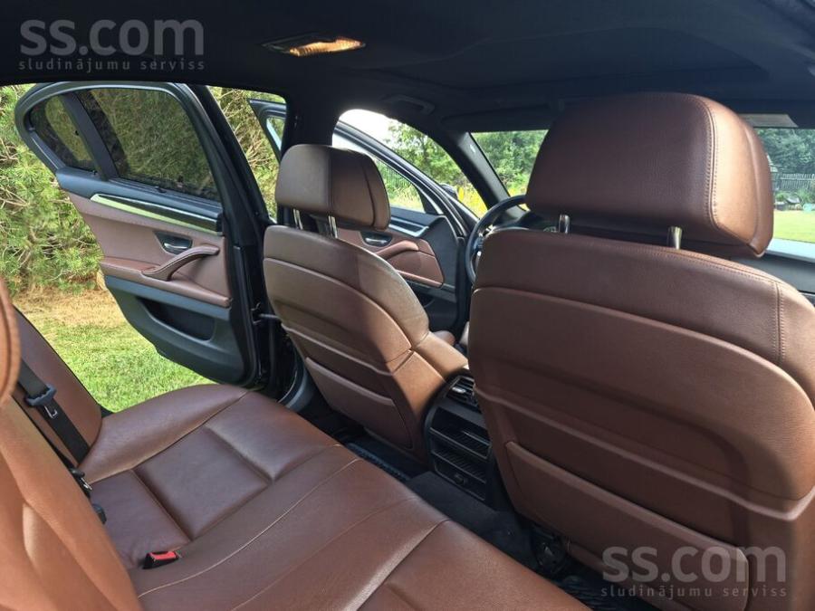 Blue BMW 535 2011 in Riga, with an engine capacity of 3.00 L and mileage of 326 thousand km for 18500 €, photo 12 on AUTOMOTO.COM.LV