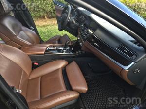 Blue BMW 535 2011 in Riga, with an engine capacity of 3.00 L and mileage of 326 thousand km for 18500 €, photo 14 on AUTOMOTO.COM.LV