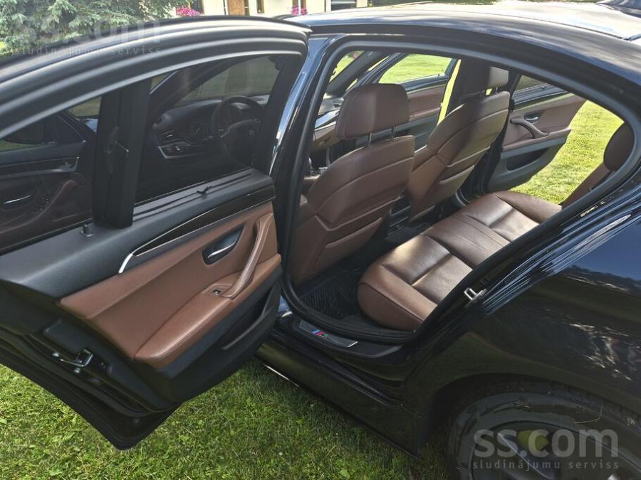 Blue BMW 535 2011 in Riga, with an engine capacity of 3.00 L and mileage of 326 thousand km for 18500 €, photo 15 on AUTOMOTO.COM.LV