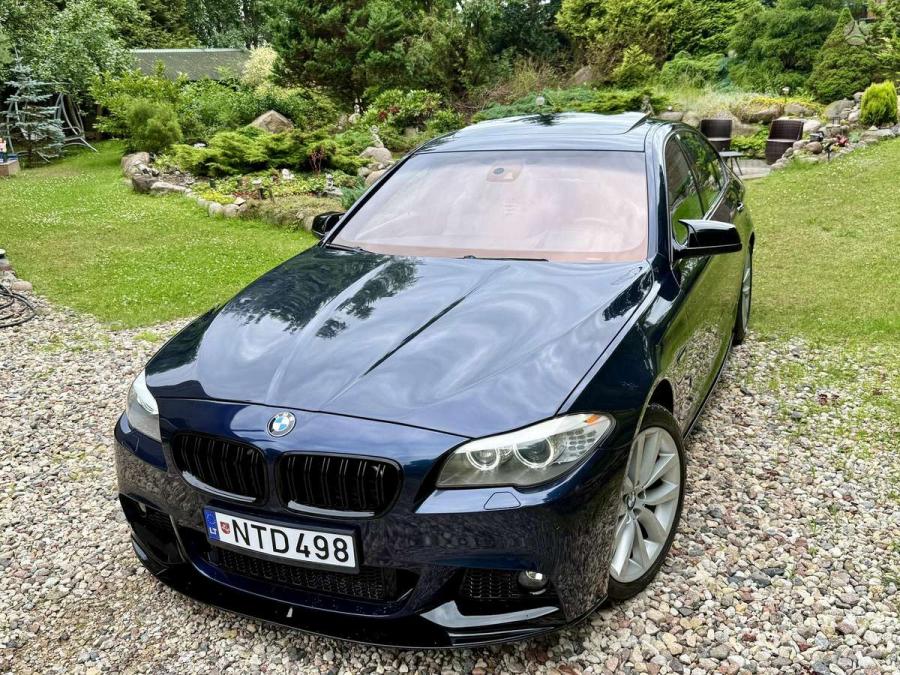 Blue BMW 535 2011 in Vilnius, with an engine capacity of 2.98 L and mileage of 245 thousand km for 12900 €, photo 10 on AUTOMOTO.COM.LV