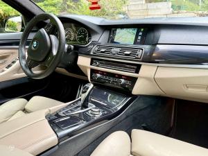 Blue BMW 535 2011 in Vilnius, with an engine capacity of 2.98 L and mileage of 245 thousand km for 12900 €, photo 14 on AUTOMOTO.COM.LV