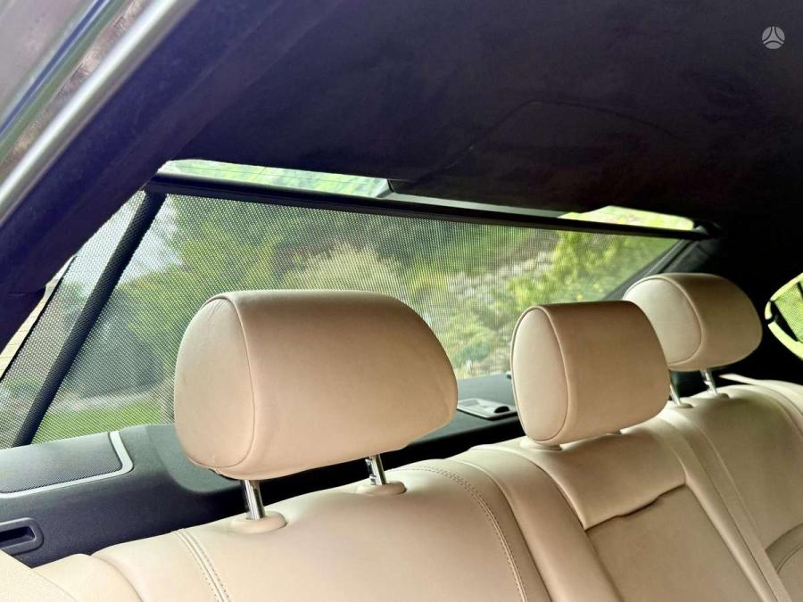 Blue BMW 535 2011 in Vilnius, with an engine capacity of 2.98 L and mileage of 245 thousand km for 12900 €, photo 16 on AUTOMOTO.COM.LV
