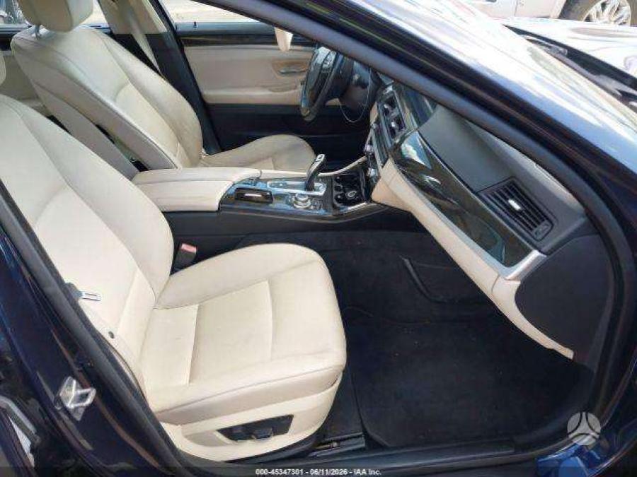 Blue BMW 535 2011 in Klaipeda, with an engine capacity of 0.00 L and mileage of 142 thousand km for 3250 €, photo 6 on AUTOMOTO.COM.LV