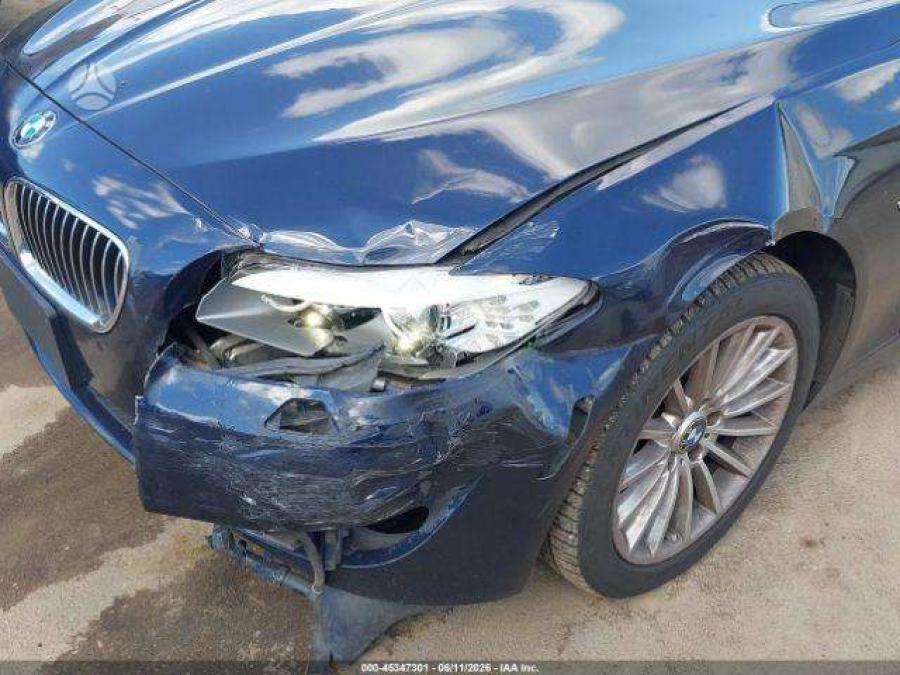 Blue BMW 535 2011 in Klaipeda, with an engine capacity of 0.00 L and mileage of 142 thousand km for 3250 €, photo 7 on AUTOMOTO.COM.LV