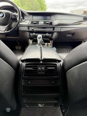 Blue BMW 535 2011 in Vilnius, with an engine capacity of 2.98 L and mileage of 289 thousand km for 9900 €, photo 13 on AUTOMOTO.COM.LV