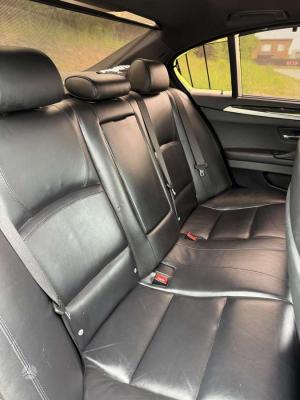 Blue BMW 535 2011 in Vilnius, with an engine capacity of 2.98 L and mileage of 289 thousand km for 9900 €, photo 16 on AUTOMOTO.COM.LV