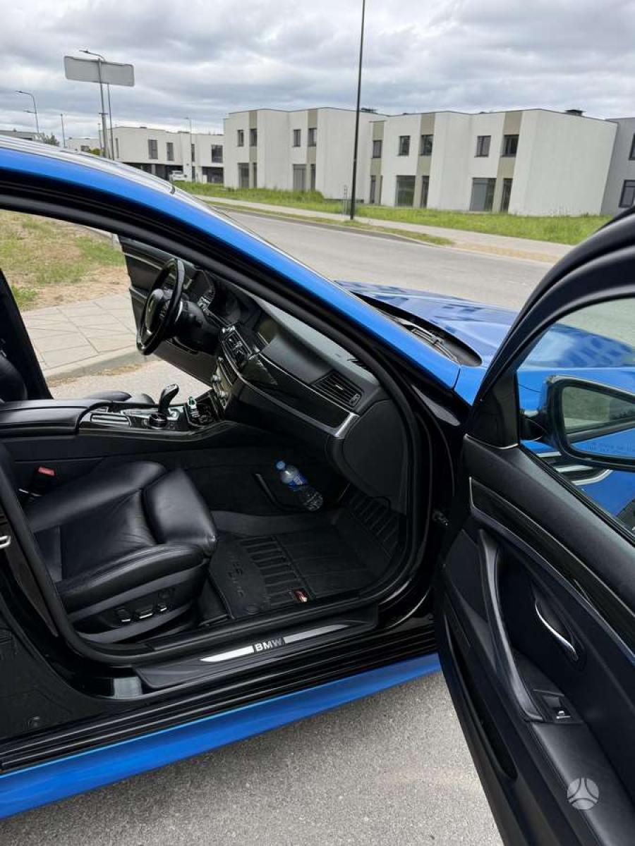 Blue BMW 535 2011 in Vilnius, with an engine capacity of 2.98 L and mileage of 289 thousand km for 9900 €, photo 17 on AUTOMOTO.COM.LV
