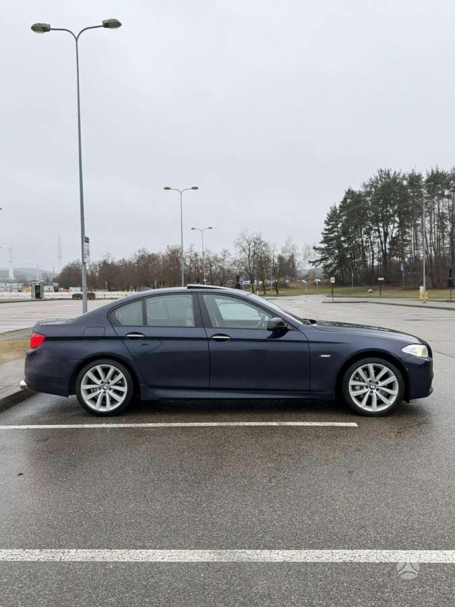 Zils BMW 535 2012 Viļņa, ar dzinēja tilpumu 2.98 L un nobraukumu 240 tūkst. km par 12800 €, foto 5 vietnē AUTOMOTO.COM.LV