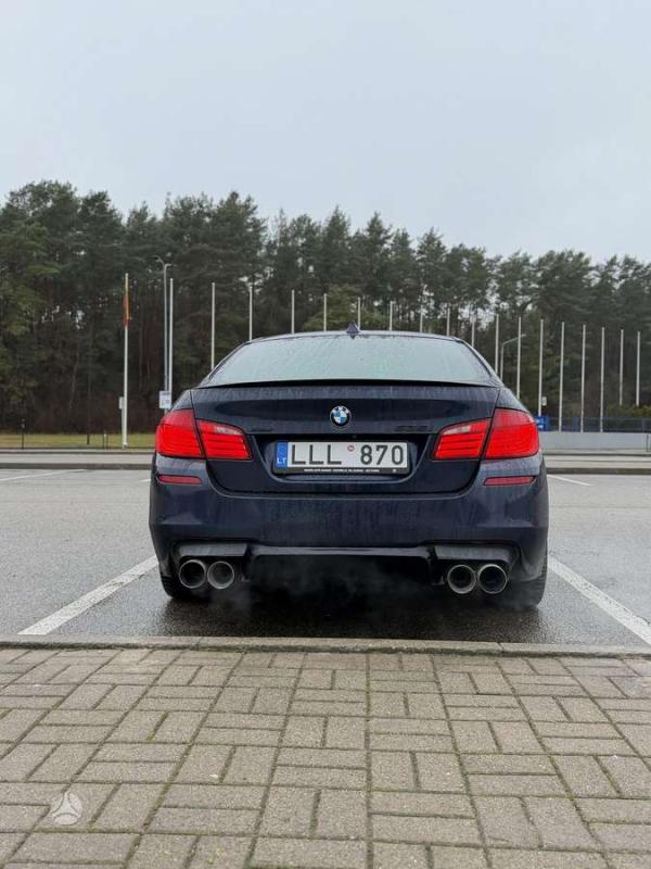 Zils BMW 535 2012 Viļņa, ar dzinēja tilpumu 2.98 L un nobraukumu 240 tūkst. km par 12800 €, foto 8 vietnē AUTOMOTO.COM.LV