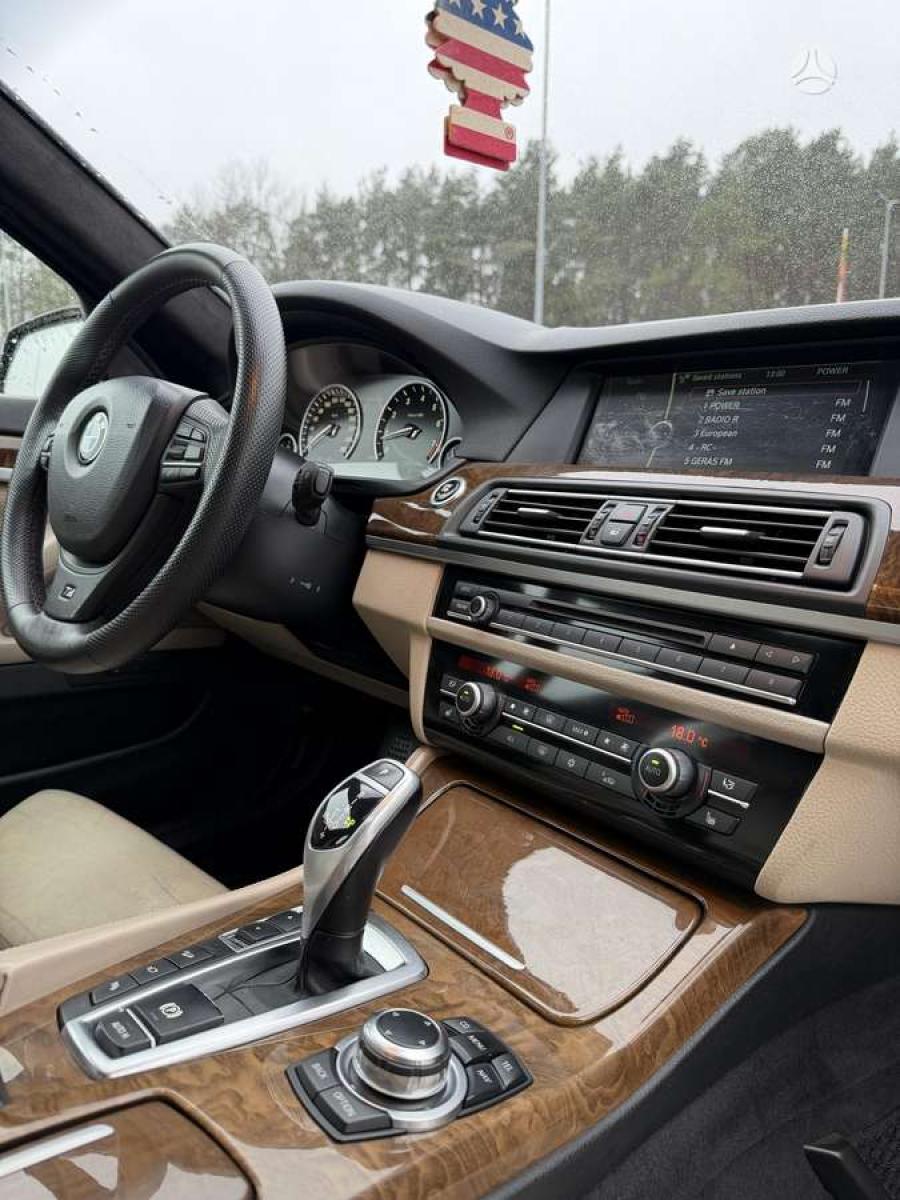 Zils BMW 535 2012 Viļņa, ar dzinēja tilpumu 2.98 L un nobraukumu 240 tūkst. km par 12800 €, foto 20 vietnē AUTOMOTO.COM.LV