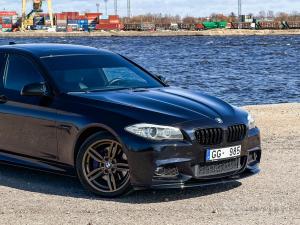 Blue BMW 535 2012 in Riga, with an engine capacity of 3.00 L and mileage of 220 thousand km for 16249 €, photo 10 on AUTOMOTO.COM.LV