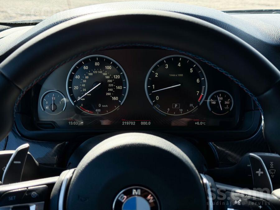 Blue BMW 535 2012 in Riga, with an engine capacity of 3.00 L and mileage of 220 thousand km for 16249 €, photo 17 on AUTOMOTO.COM.LV