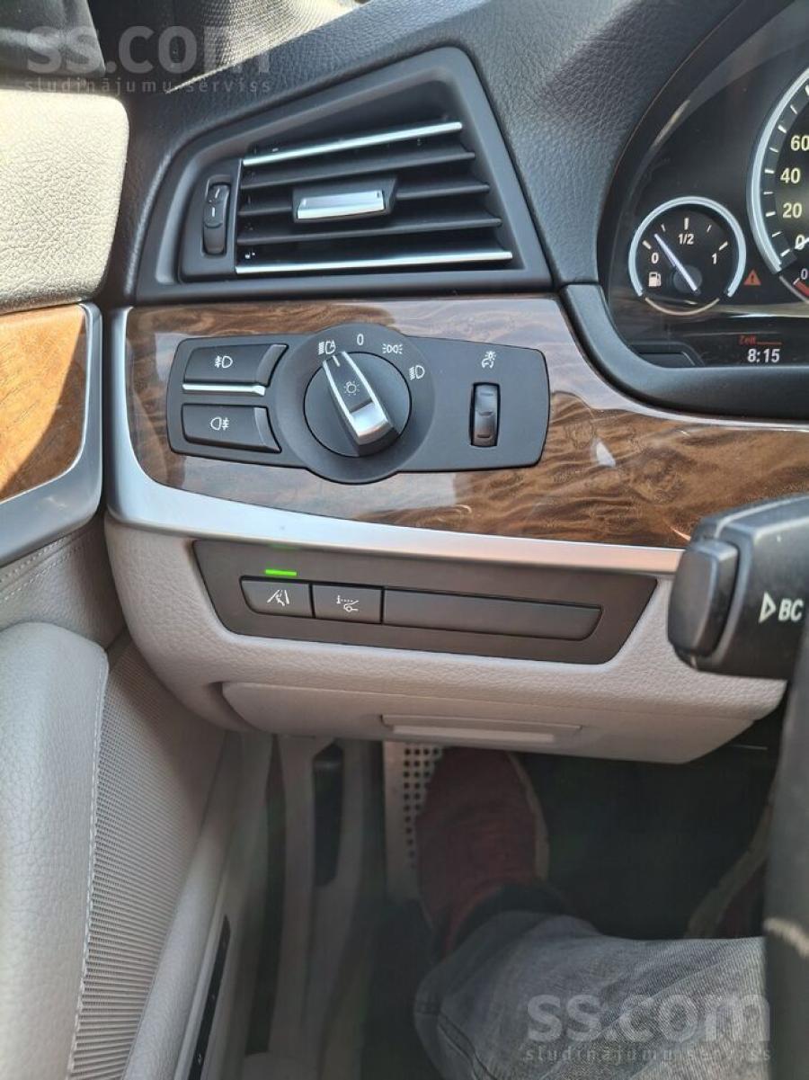 Zils BMW 535 2012 Valmiera, ar dzinēja tilpumu 3.00 L un nobraukumu 260 tūkst. km par 11900 €, foto 16 vietnē AUTOMOTO.COM.LV
